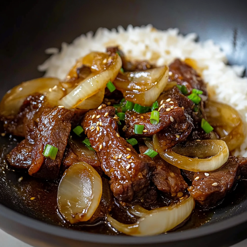 Chinesisches Rindfleisch mit Zwiebeln